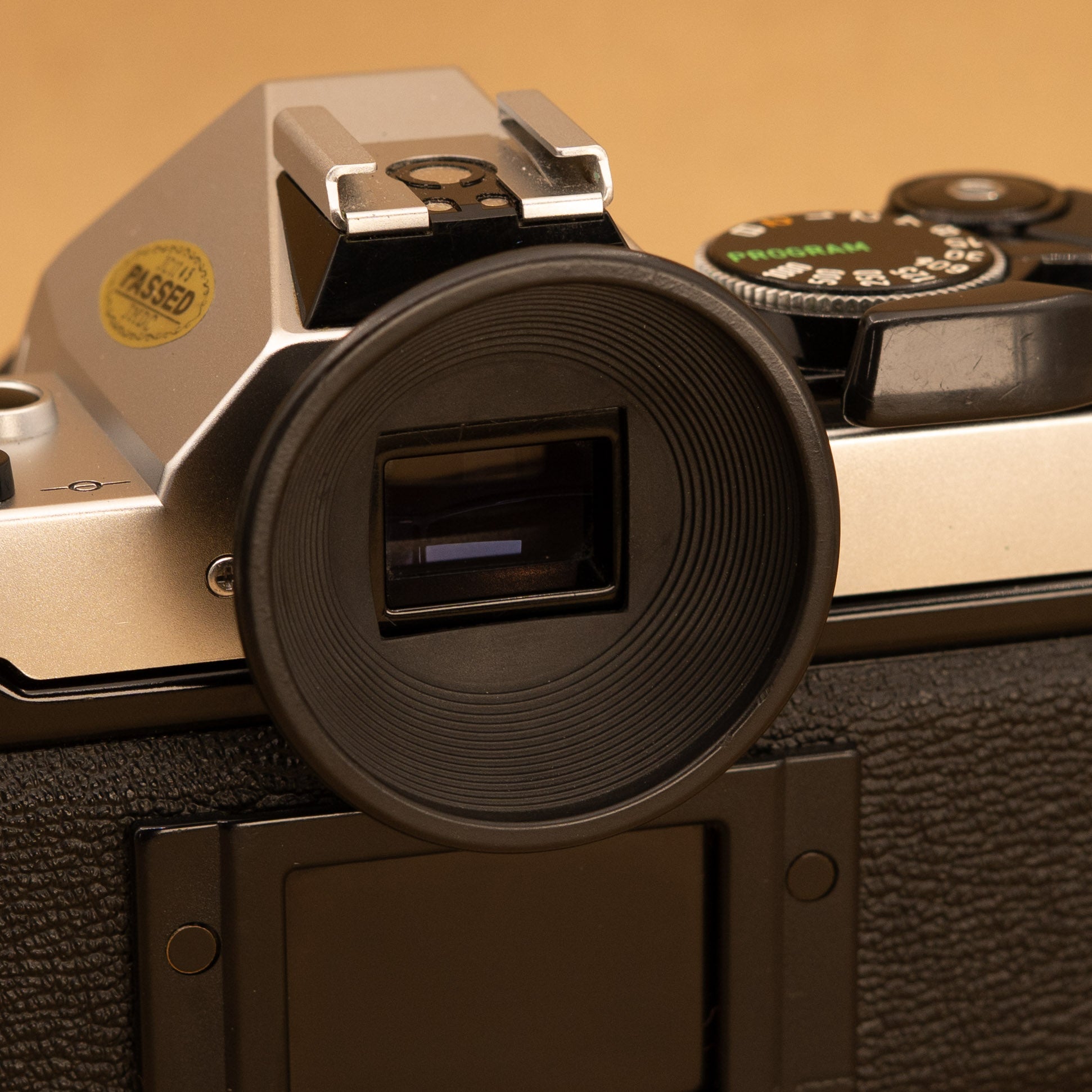 Canon Viewfinder Eye Piece Cover – Cameras By Max Ltd