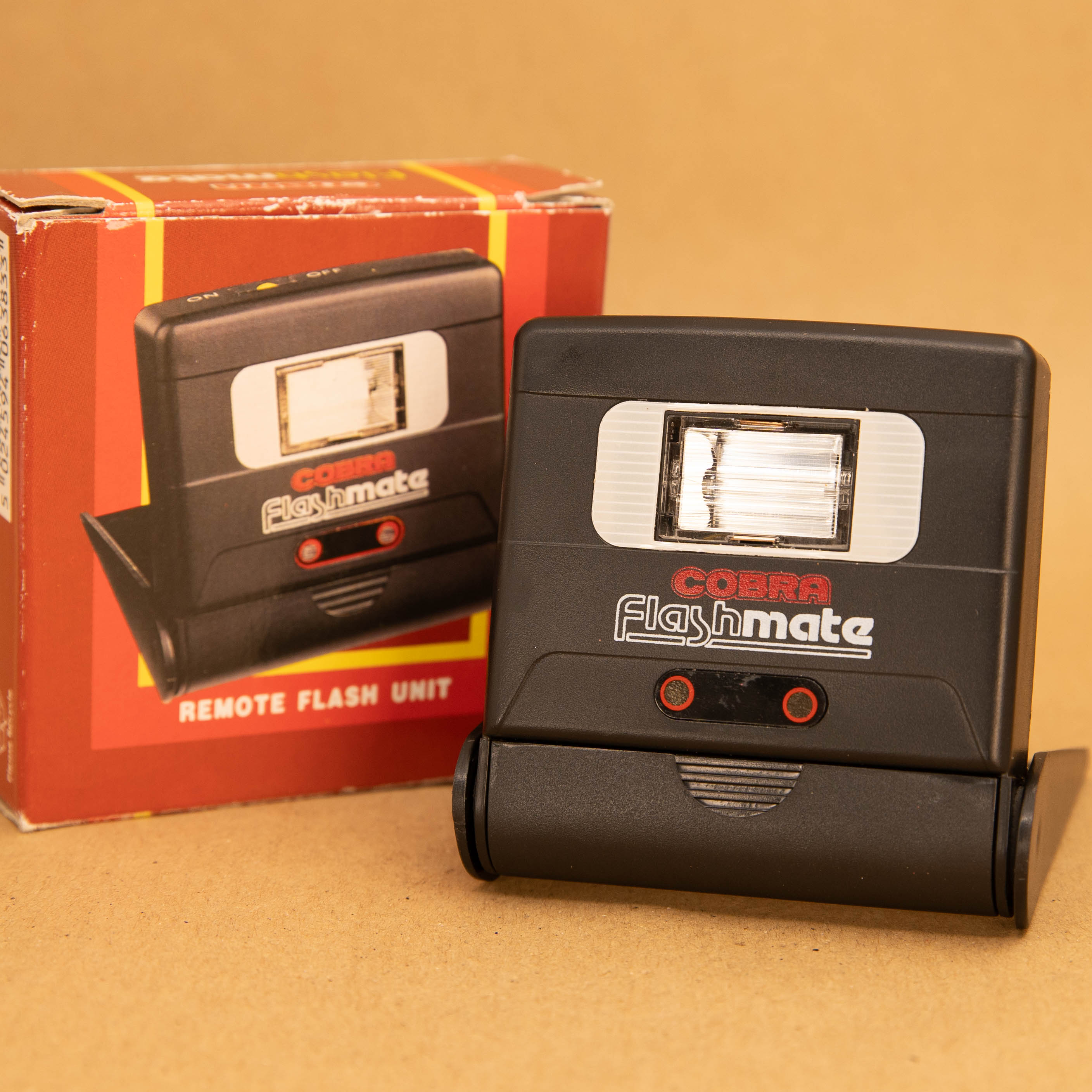 Cobra Flashmate Remote Flash Unit – Cameras By Max Ltd