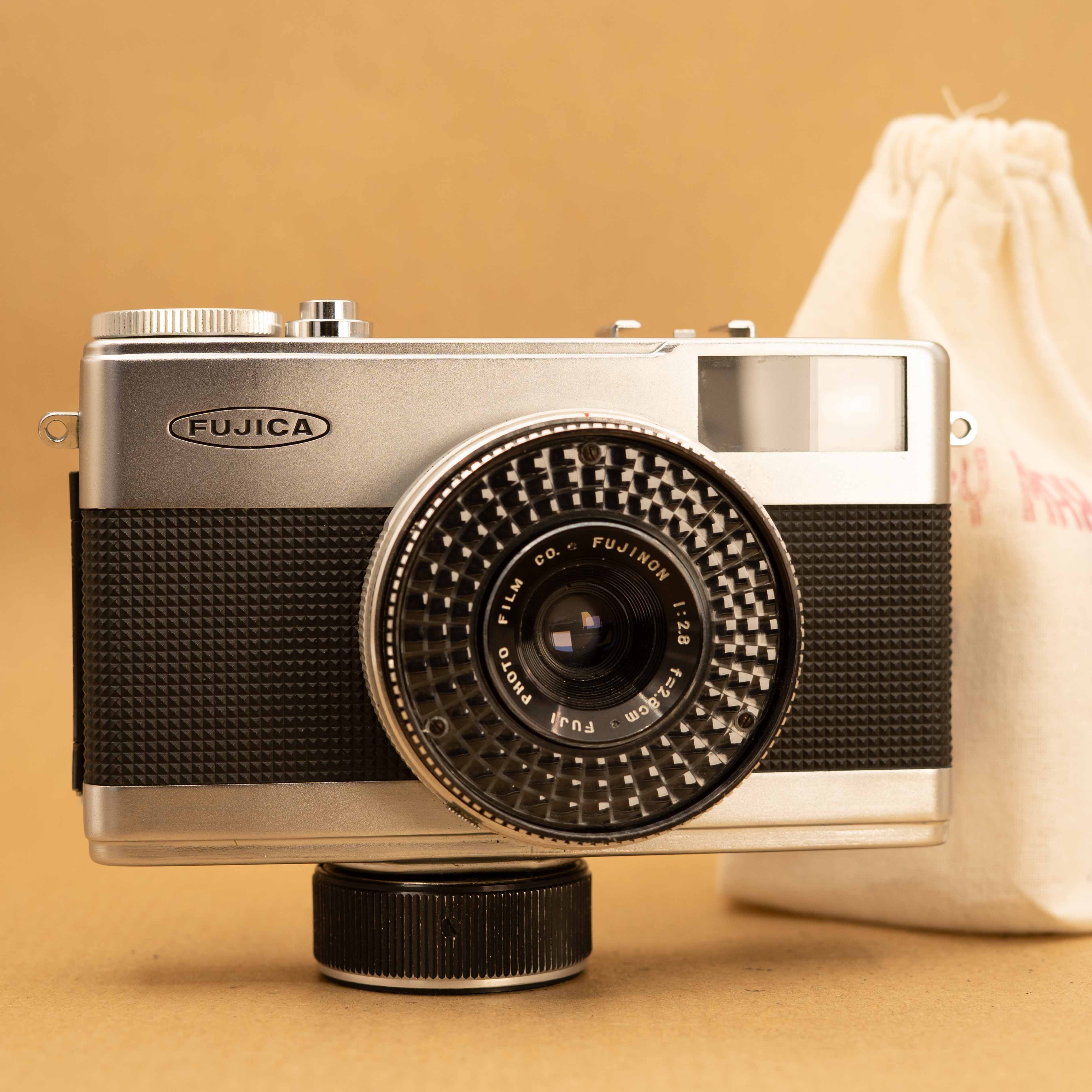 Fujica Rapid D1 Half-frame 35mm Film Camera with Roll of Film – Cameras ...