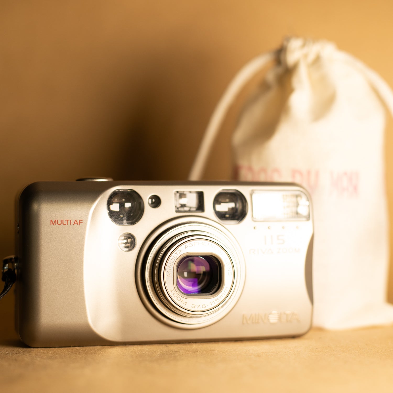 Minolta 115 Riva Zoom with Roll of Film - Refurbished – Cameras By Max Ltd